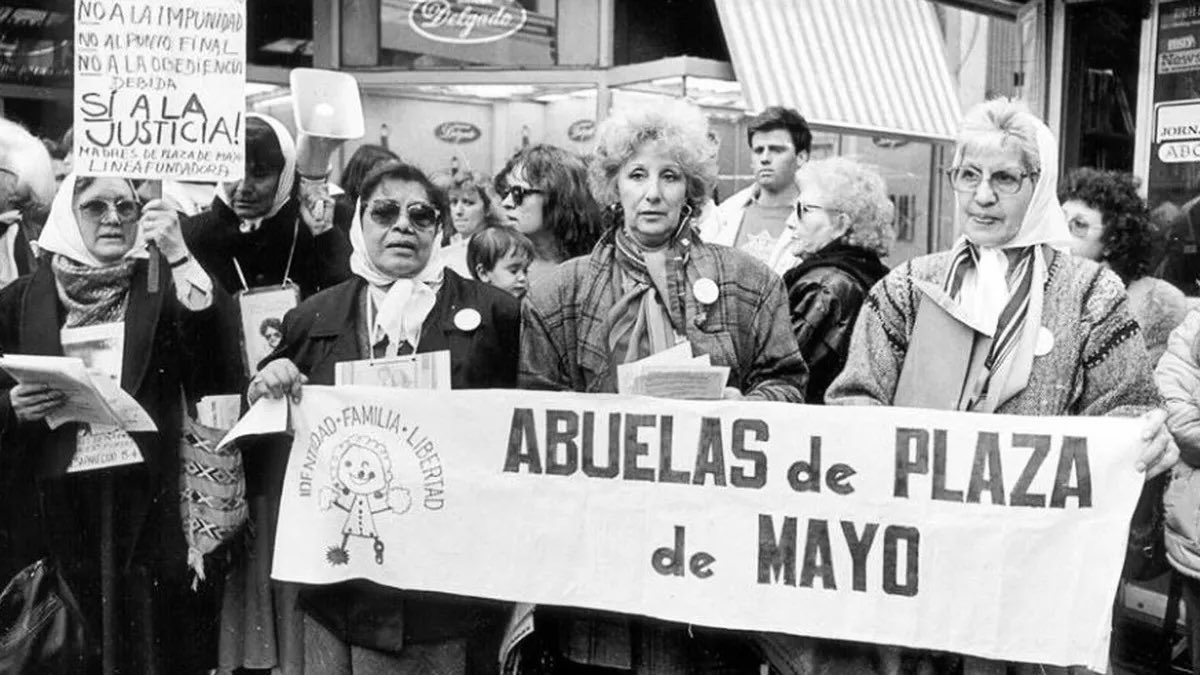 Abuelas de la Plaza de Mayo cumplen 45 años en la búsqueda
