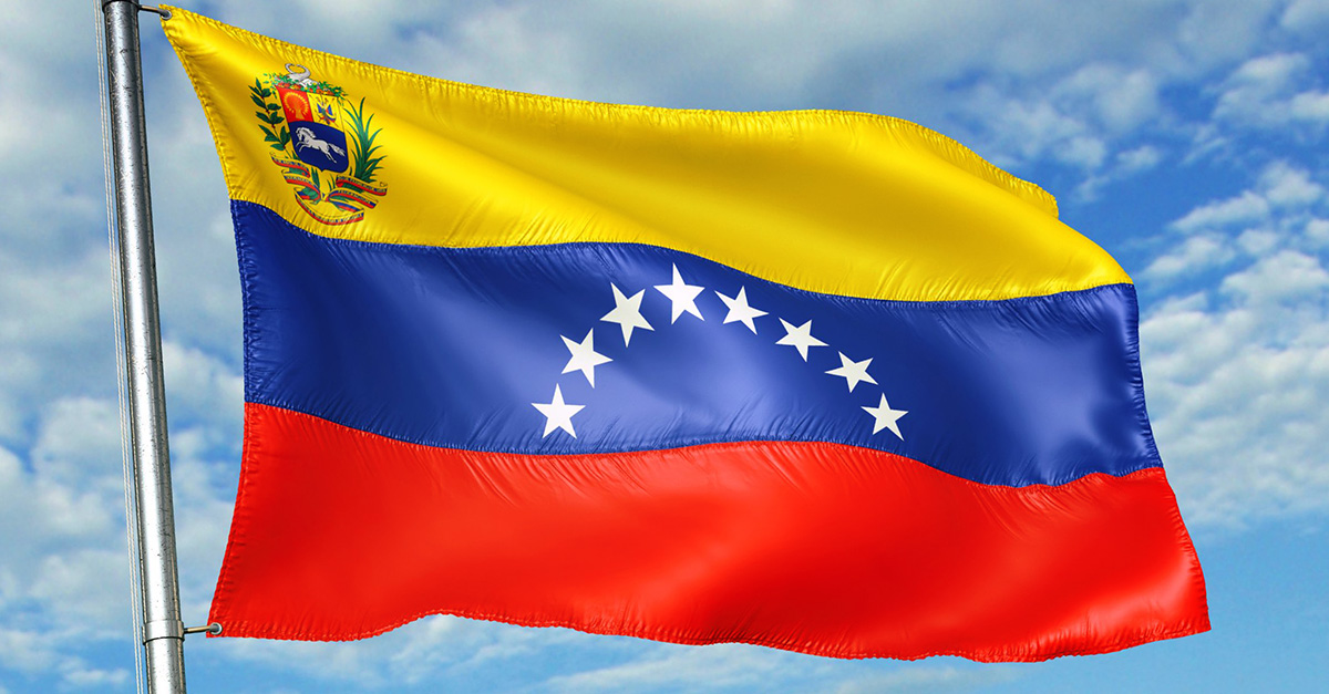 Octava Estrella brilla en el Tricolor Nacional a 205 años del decreto ...