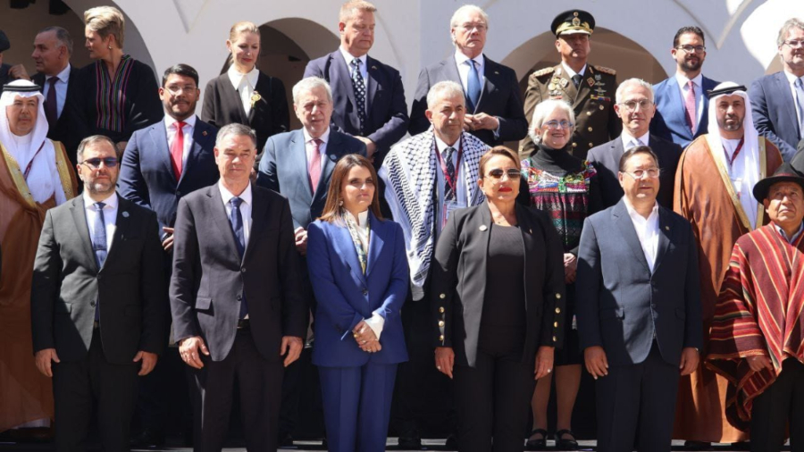 Líderes y delegaciones internacionales saludan y acompañan a Bolivia en ...
